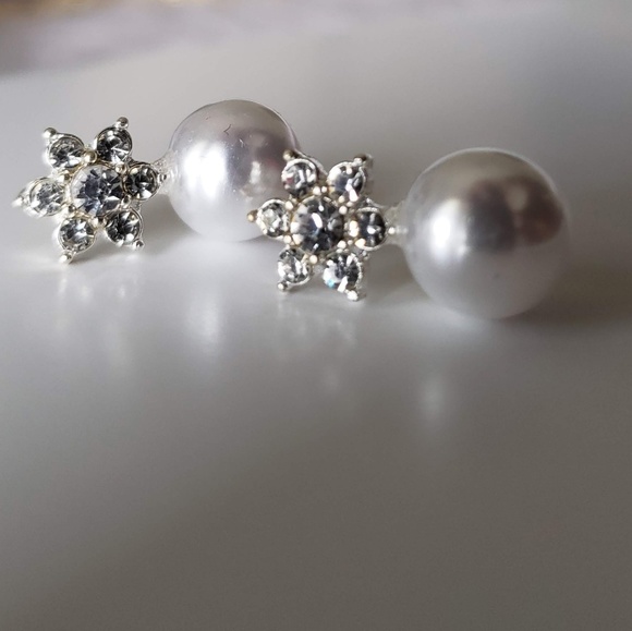 Cas & Lyn | Jewelry | Nwt Stella Stud | Poshmark